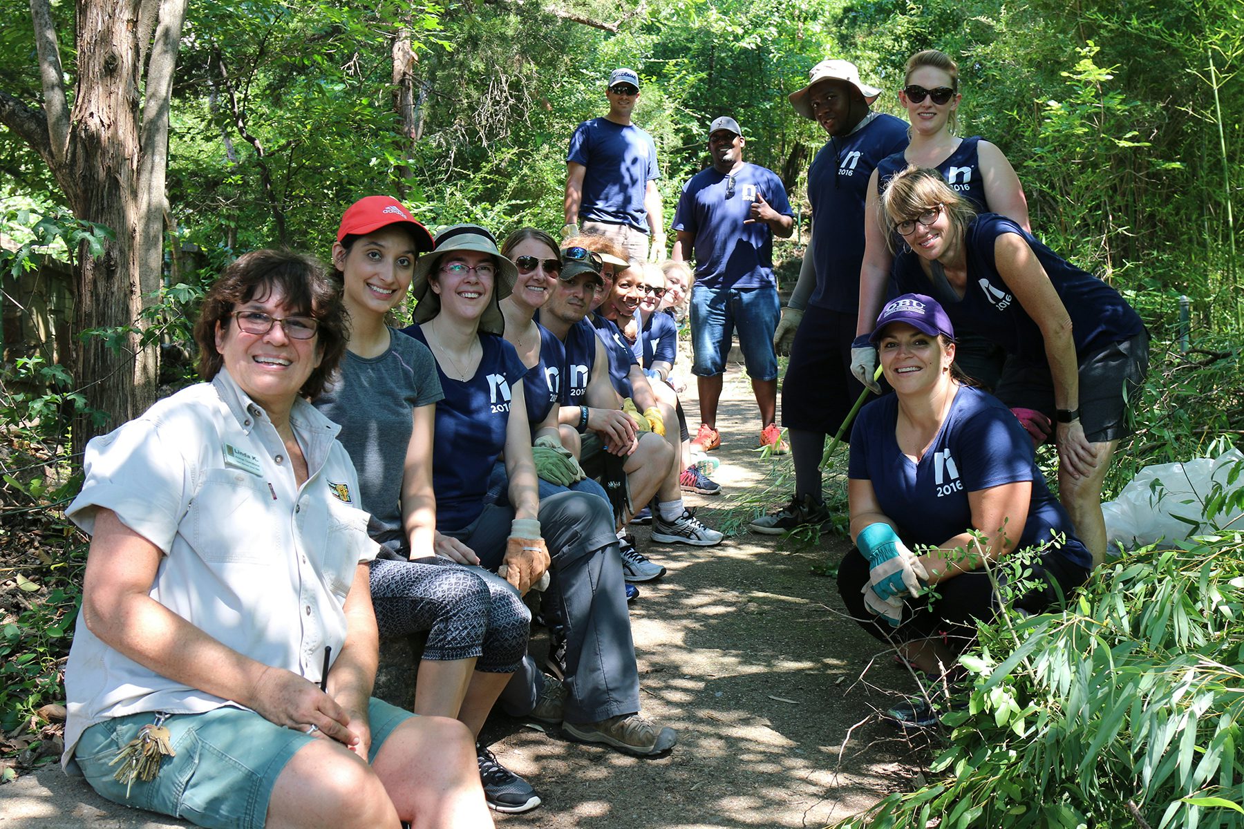 Volunteer | Dallas Zoo